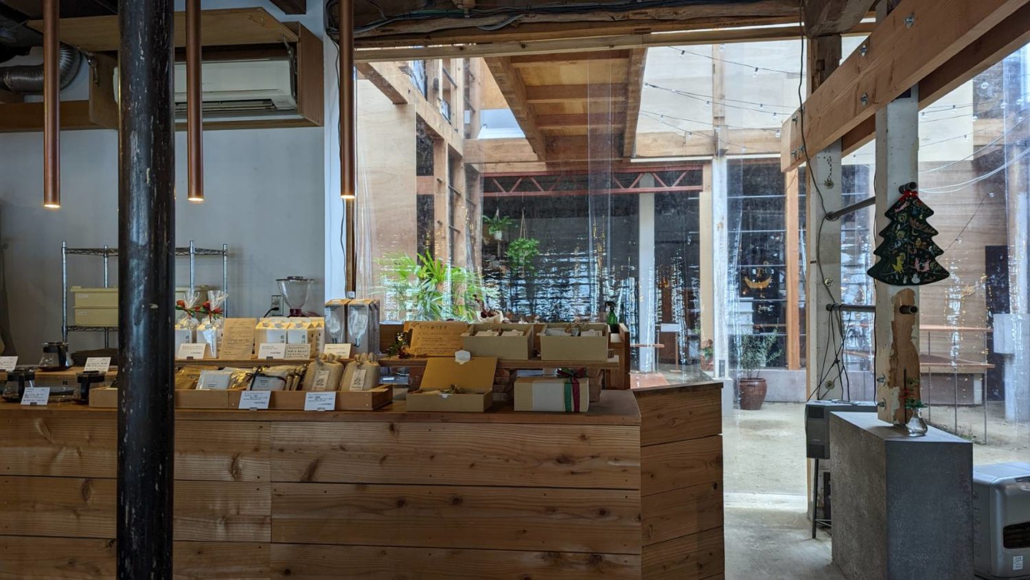 「EMMA COFFEE」に行ってみた。 - Choi-TABI Camper GON（ちょい旅キャンパーGON）